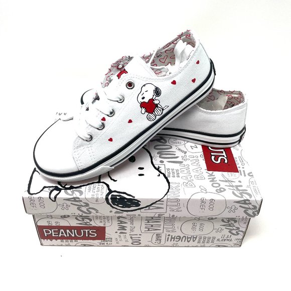 Peanuts | Shoes | Peanuts Snoopy White Canvas Laceup Childrens Shoes ...